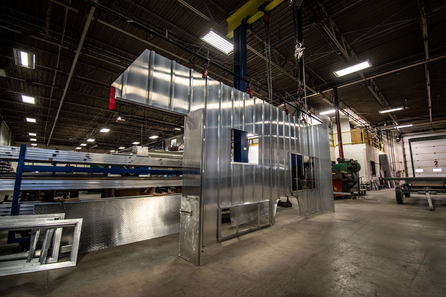 Aluminum Truck Body Construction | ITB Canada | Intercontinental Truck Body